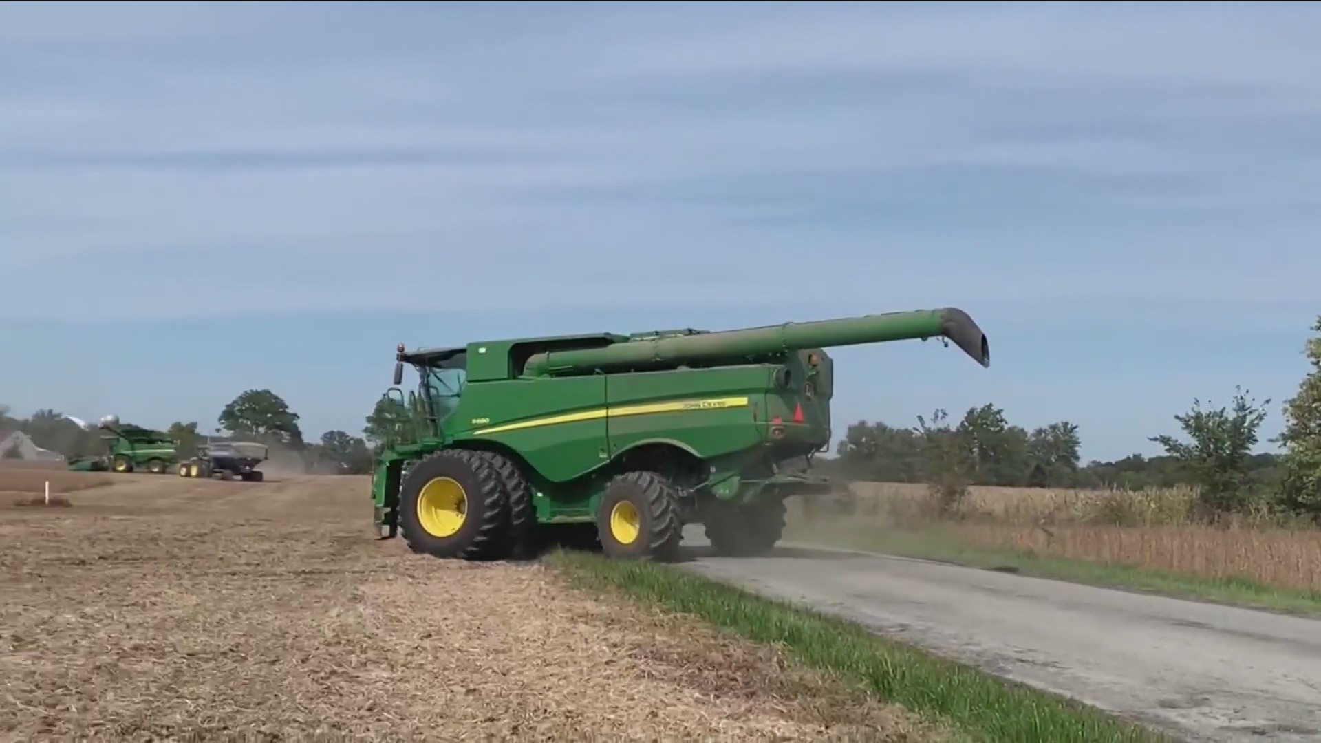 John Deere recalling dozens of employees – who13.com