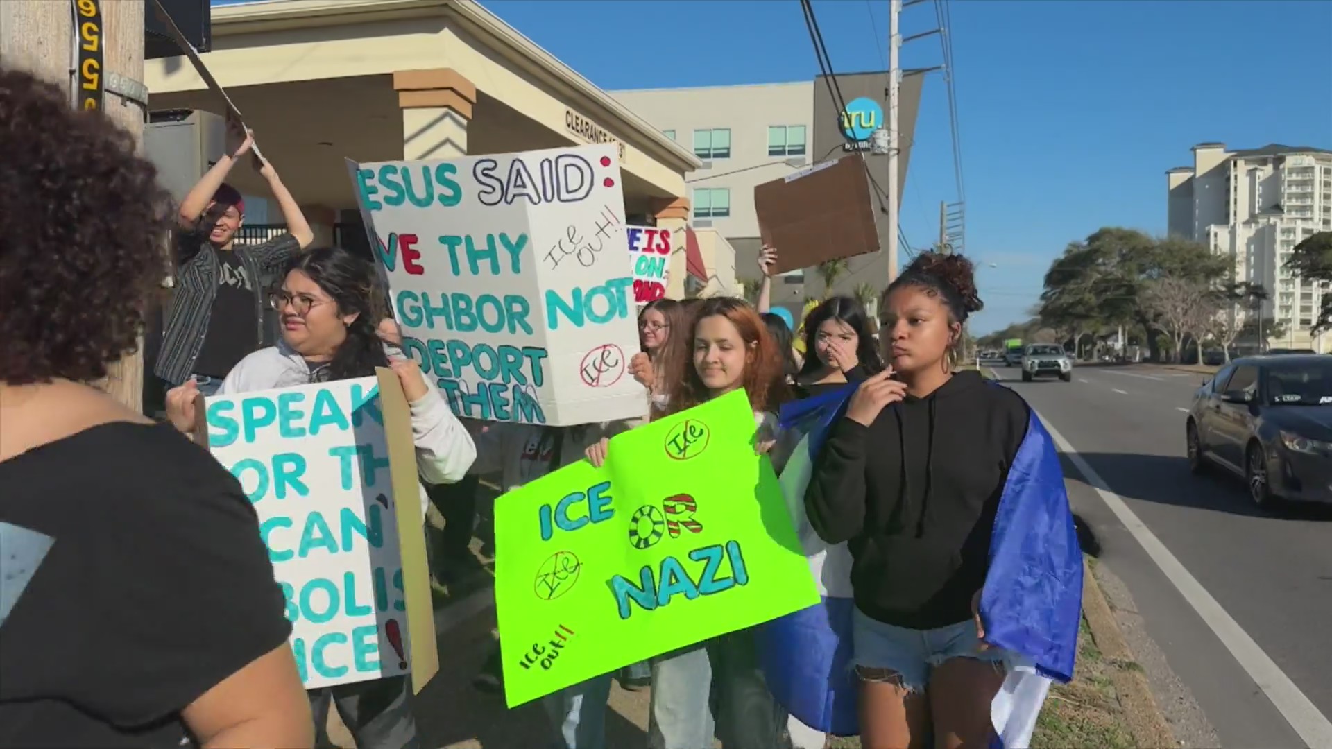 Fort Walton Beach High School students protest ICE, without breaking ...