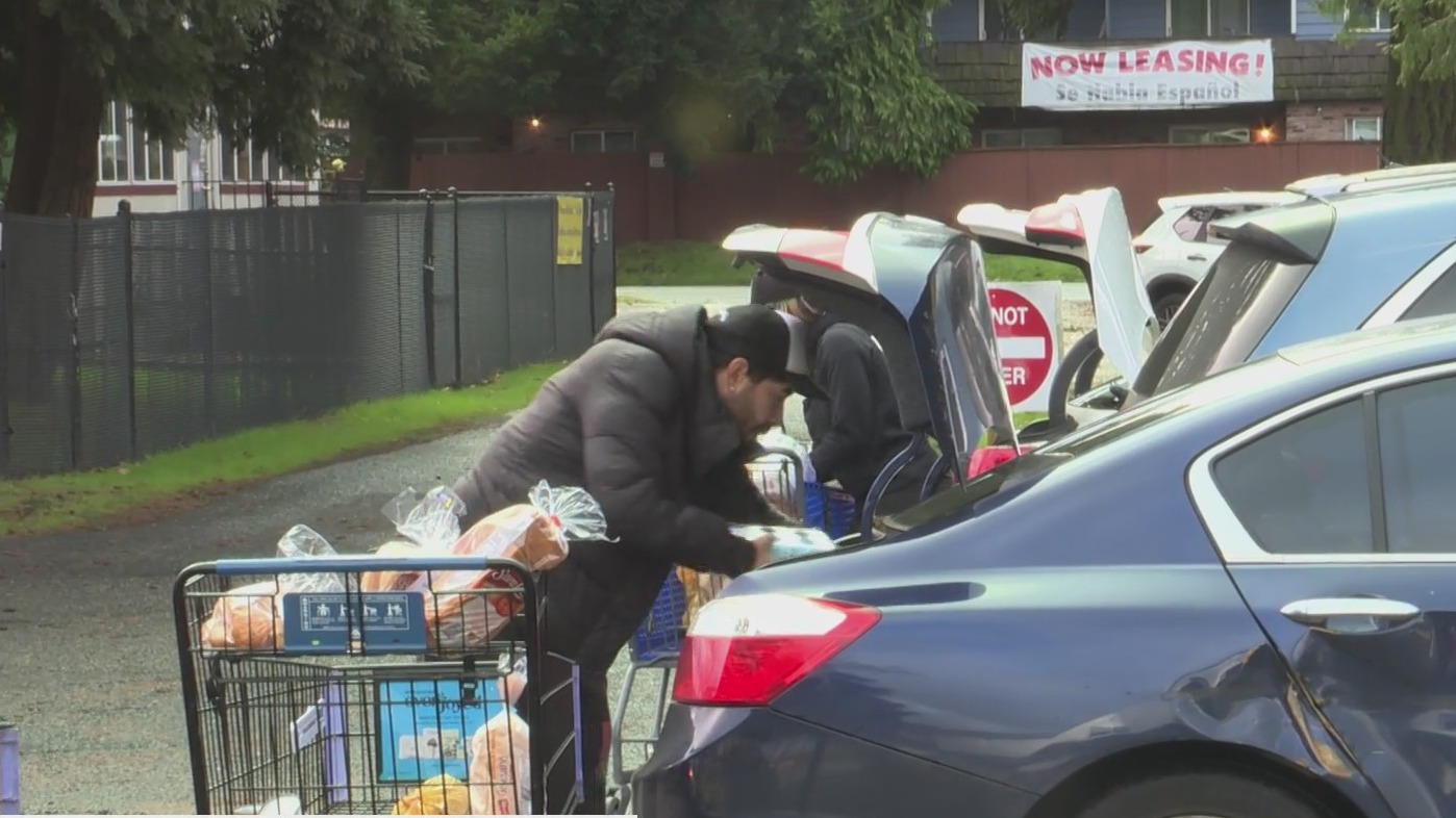 SnowCap food bank feeding families who reach ‘bottom of the barrel ...