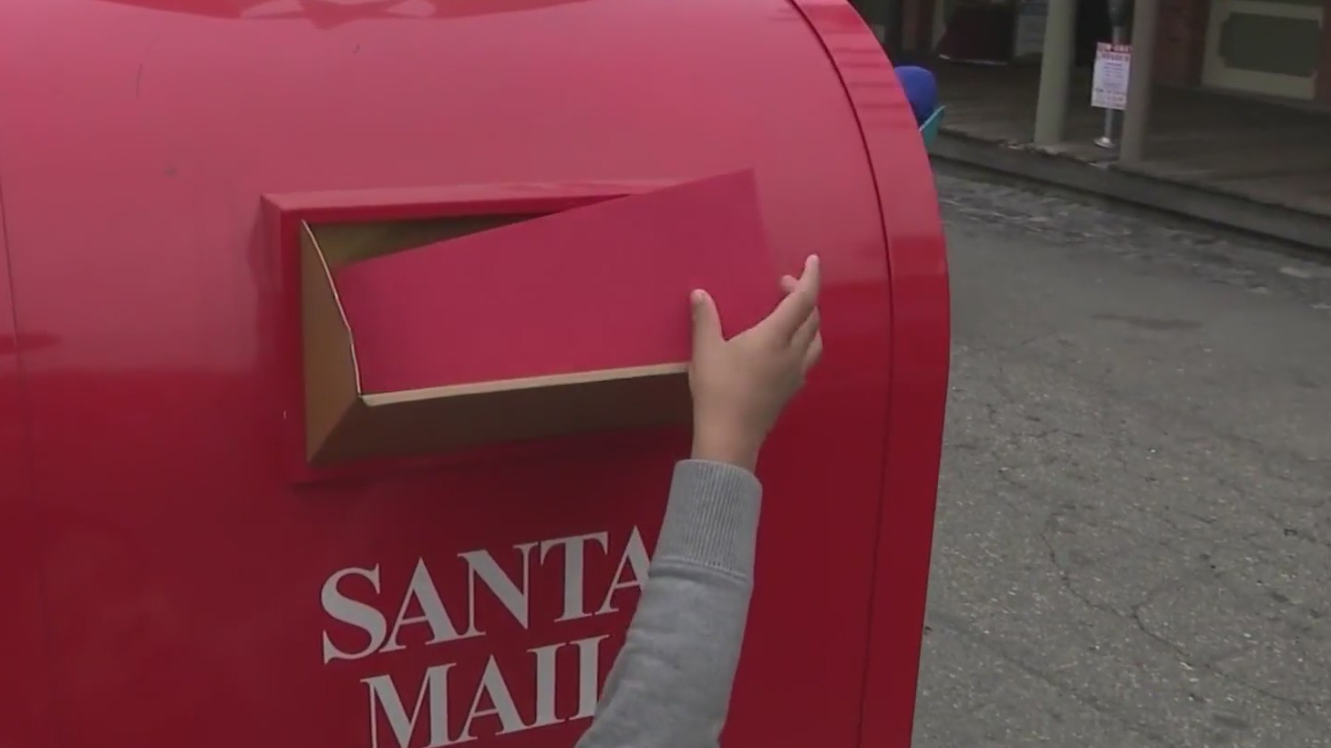 Old Sac is ready for Christmas – FOX40 News