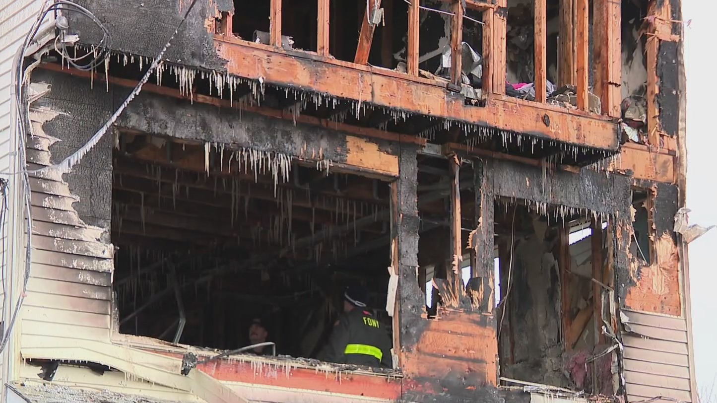 Staten Island home destroyed in morning fire, three firefighters ...