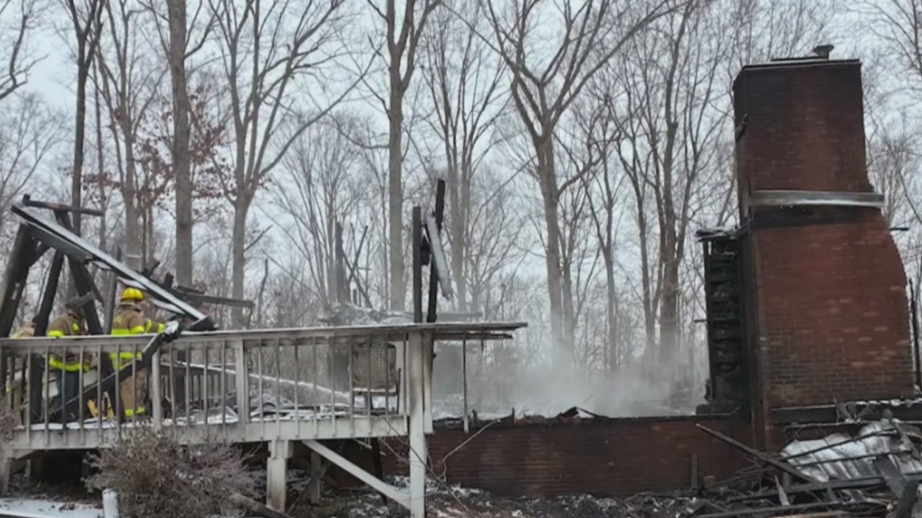 Lexington neighbors rescue couple from house fire – FOX8 WGHP