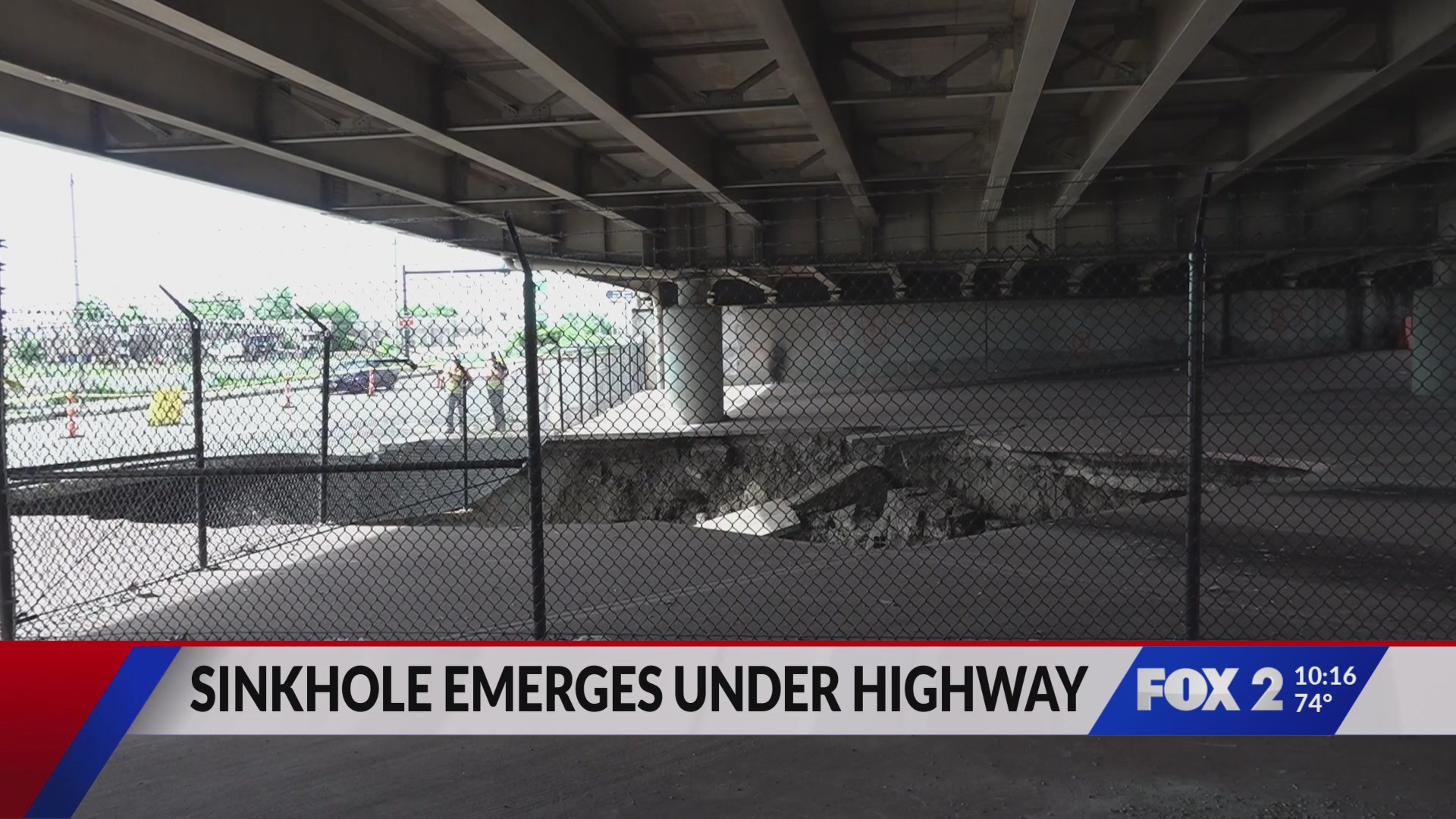 Massive sinkhole forms near I-70 and the Dome in St. Louis – FOX 2