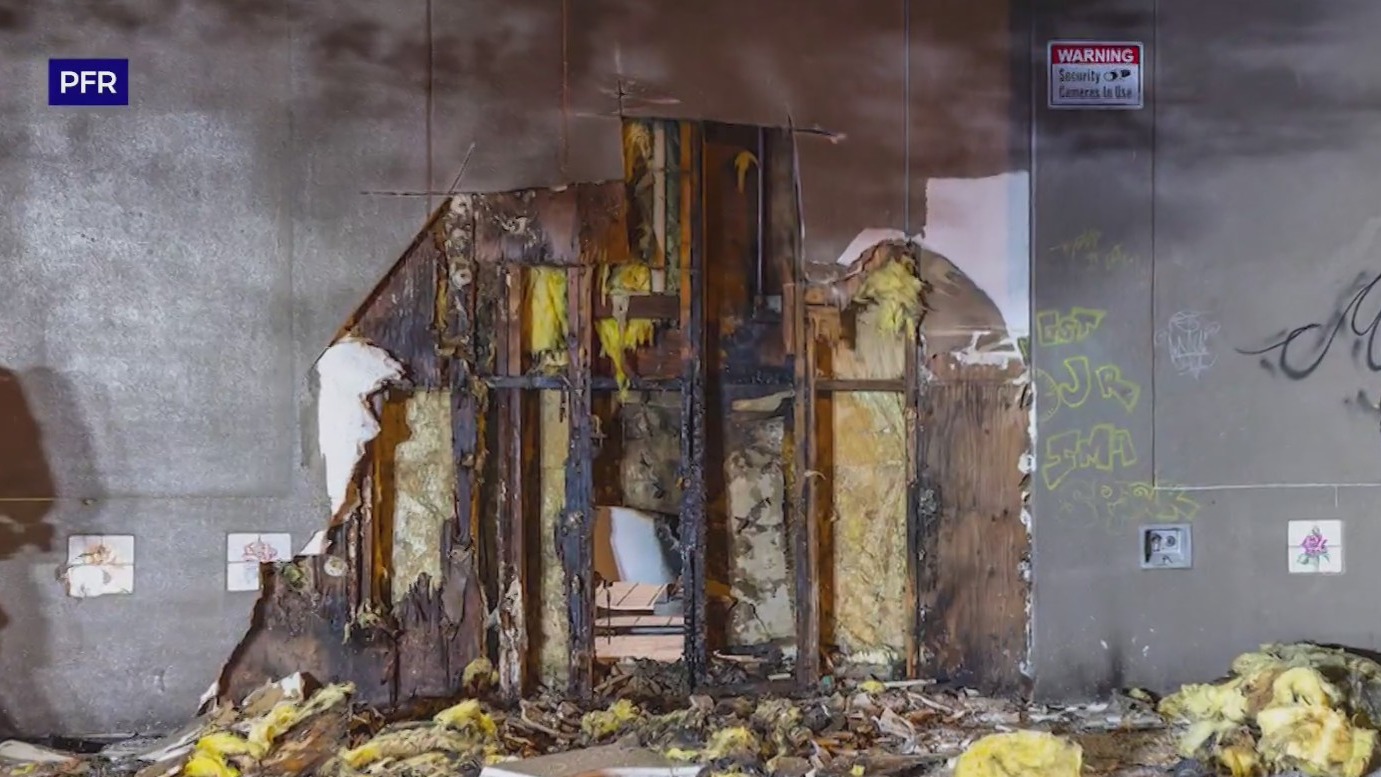 Fire damages Red Robin restuarant in Northeast Portland – KOIN.com