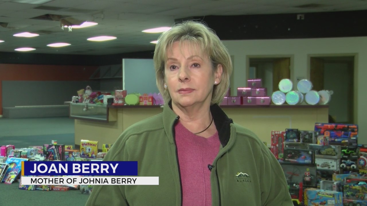 Johnia Berry Toy Drive to distribute toys for 21st year, extends ...