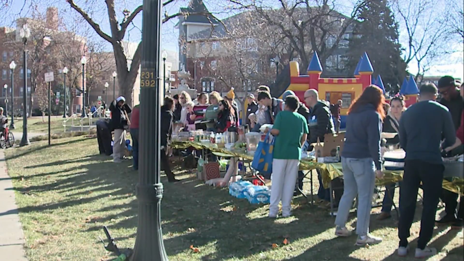 Free Thanksgiving meal offered in Denver by nonprofit – FOX31 Denver