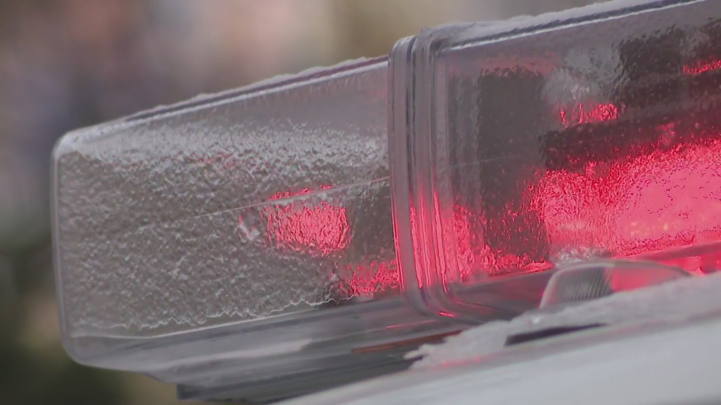 Advocates help the homeless amid freezing temperatures – PIX11