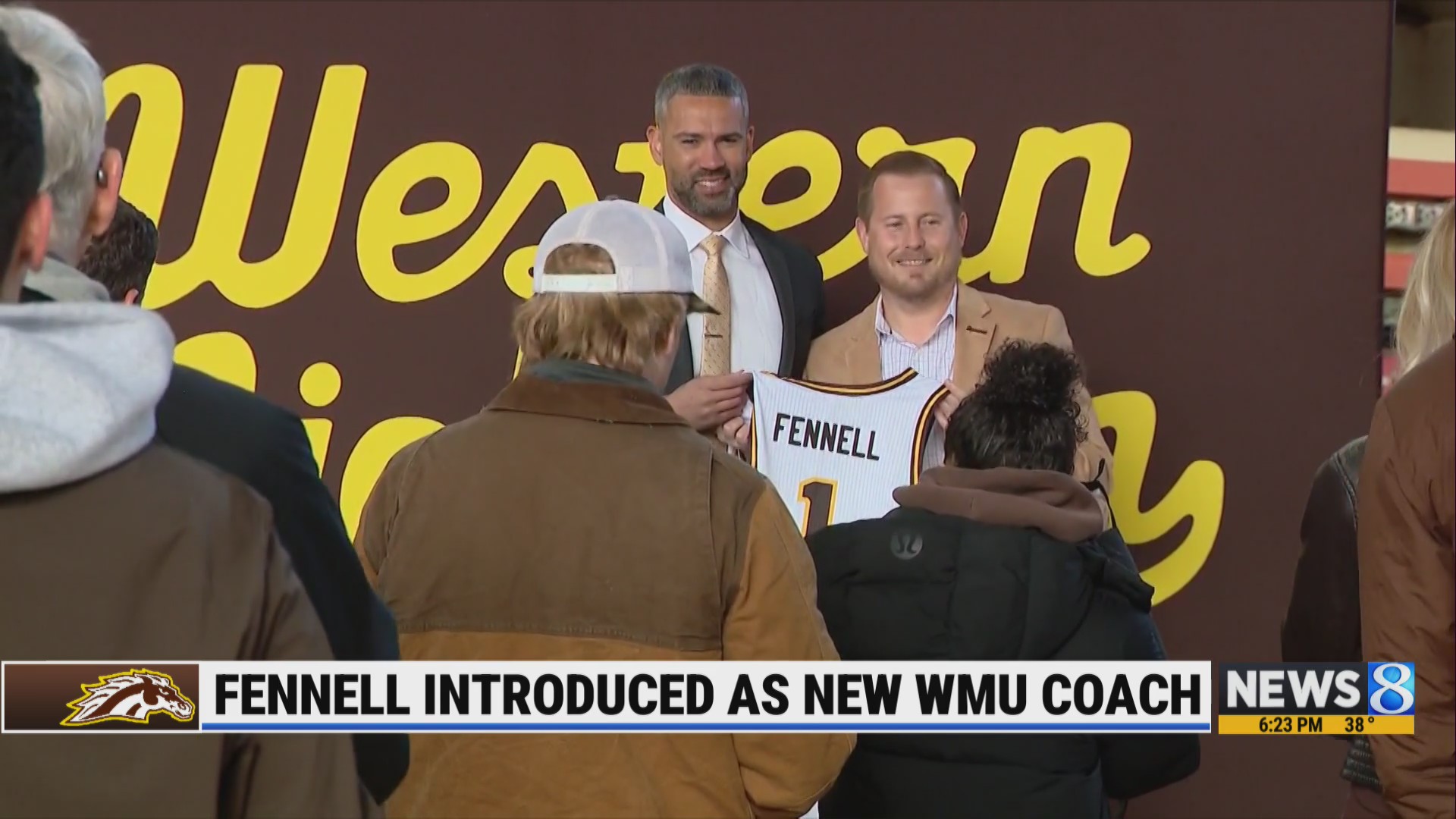 Western Michigan introduces new head basketball coach Fennell – FOX 2