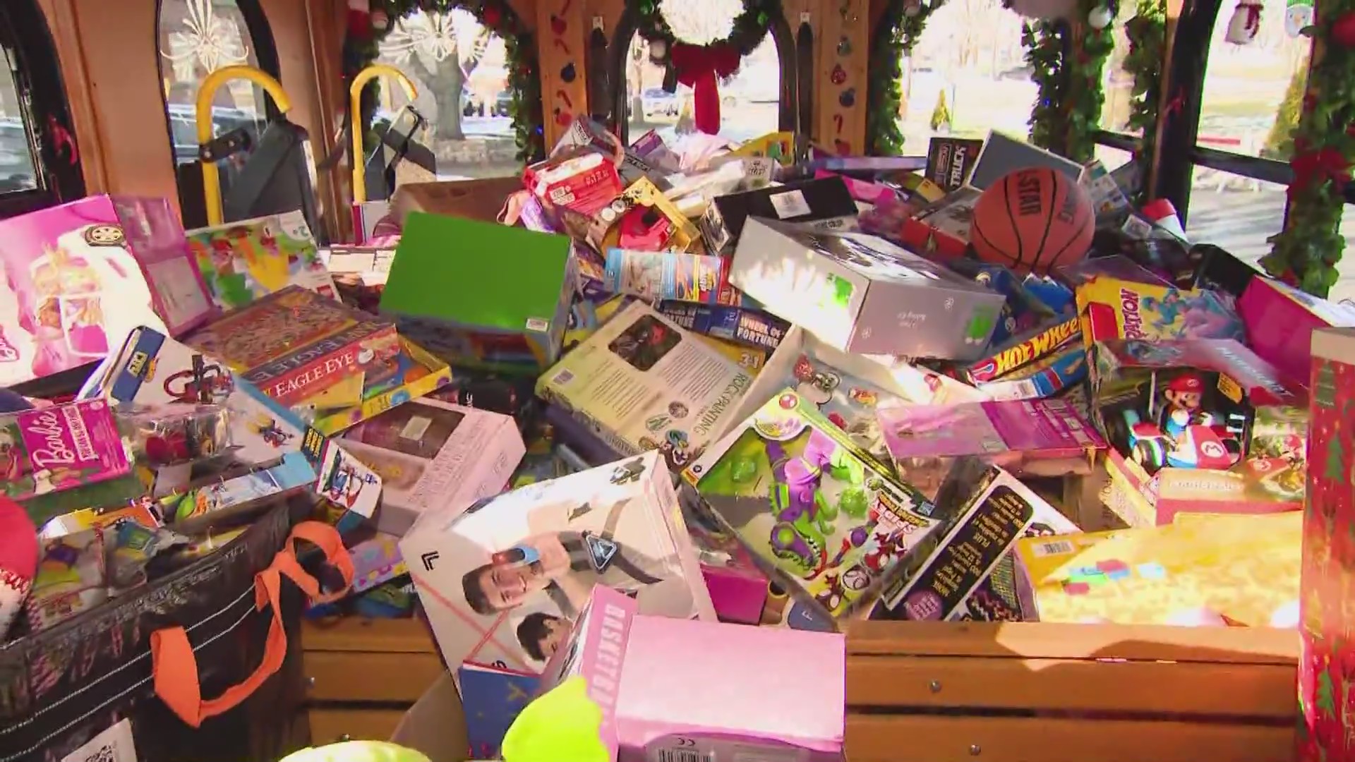 WGN-TV Drive Thru Toy Drive celebrates 23rd year! – WGN-TV