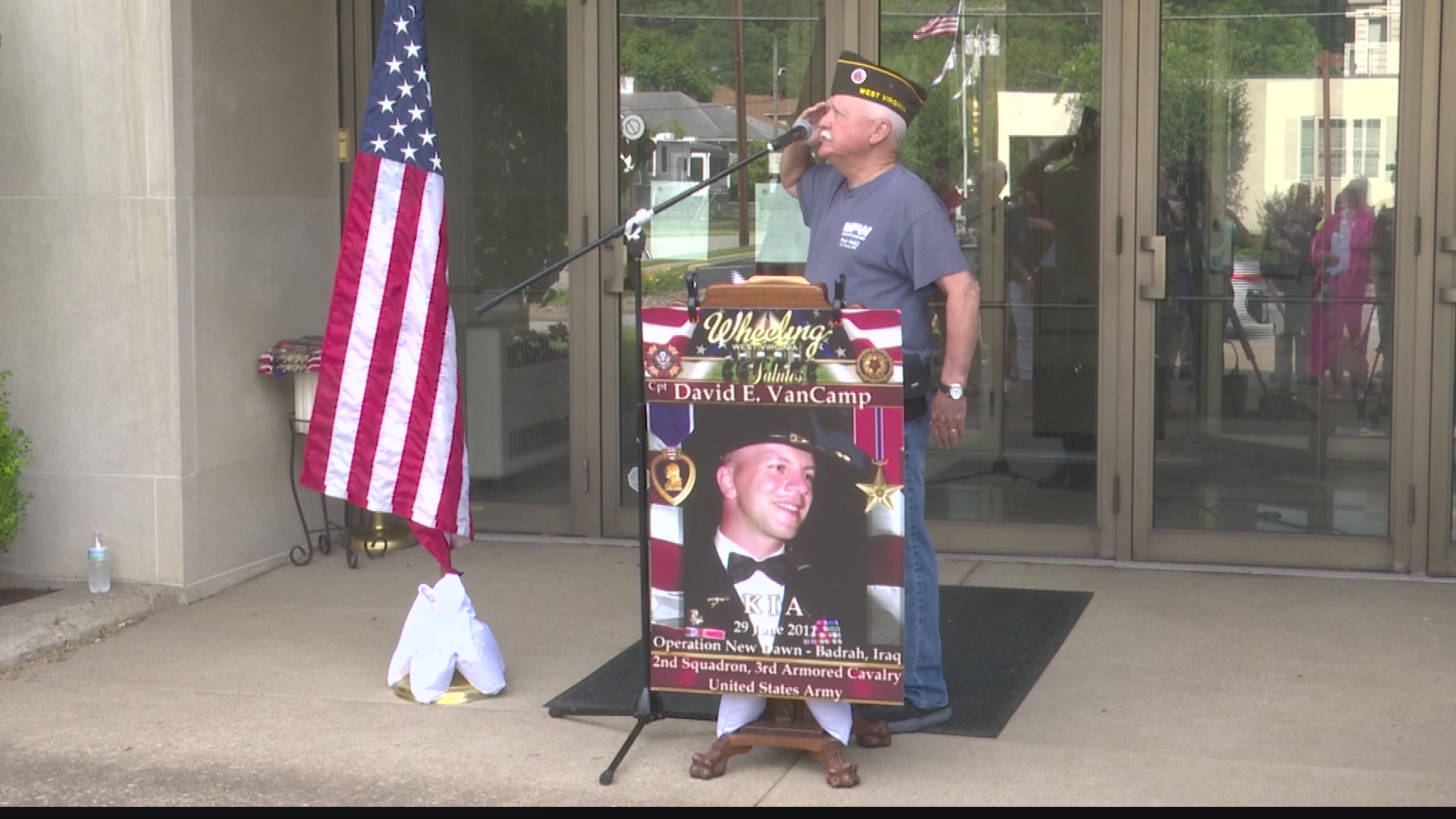 Wheeling honors fallen Army captain with memorial banner – WTRF
