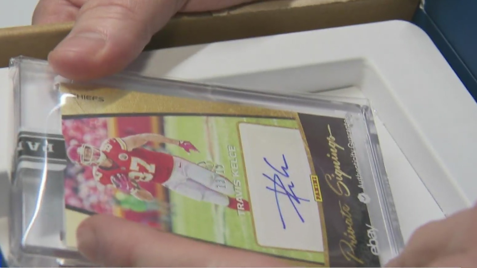 Fake Travis Kelce trading cards used in new QR code scam – FOX 2