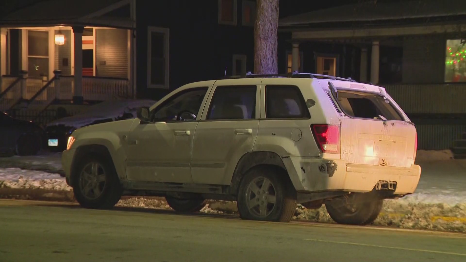 Child shot while in car on Chicago’s Far West Side – WGN-TV