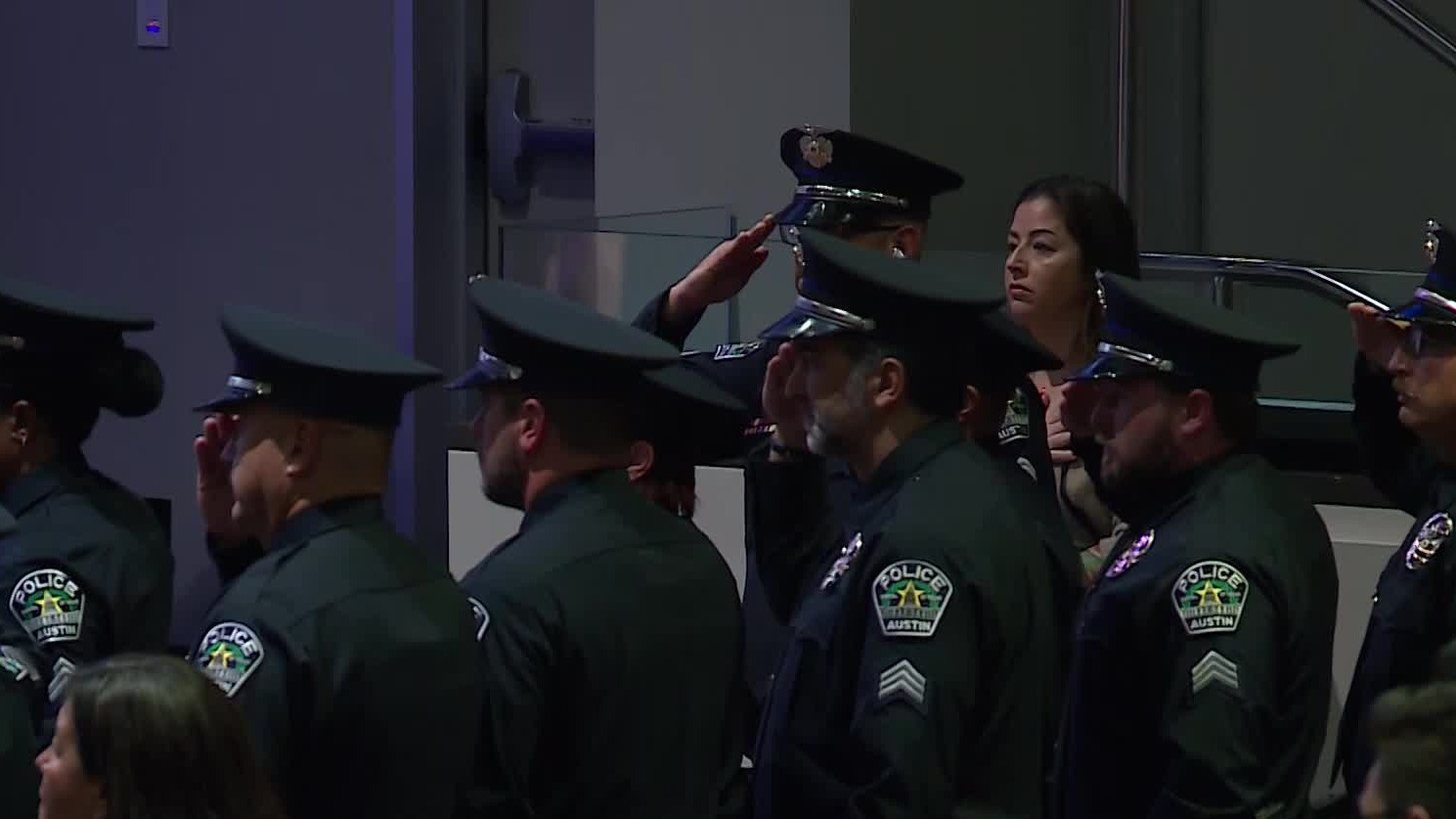 Austin Police Department welcomes 38 new officers – KXAN Austin