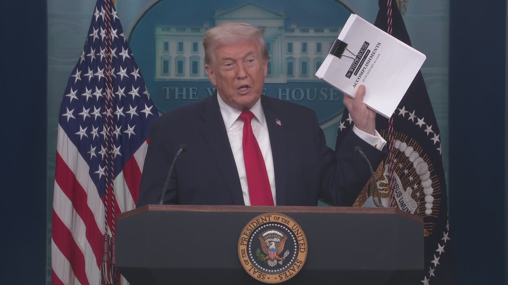 Trump touts accomplishments in first year, Illinois critics point to ...