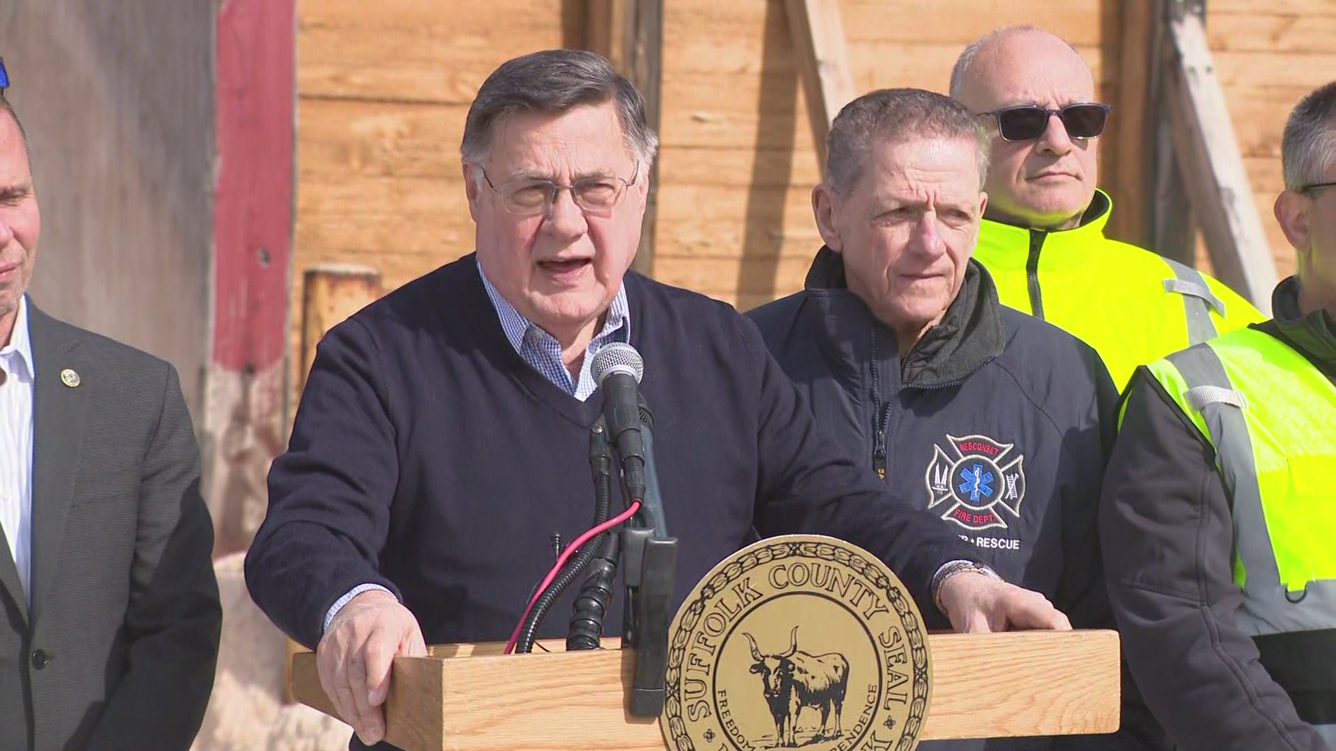 Ahead of blizzard Suffolk County Executive Ed Romaine gives a weather ...