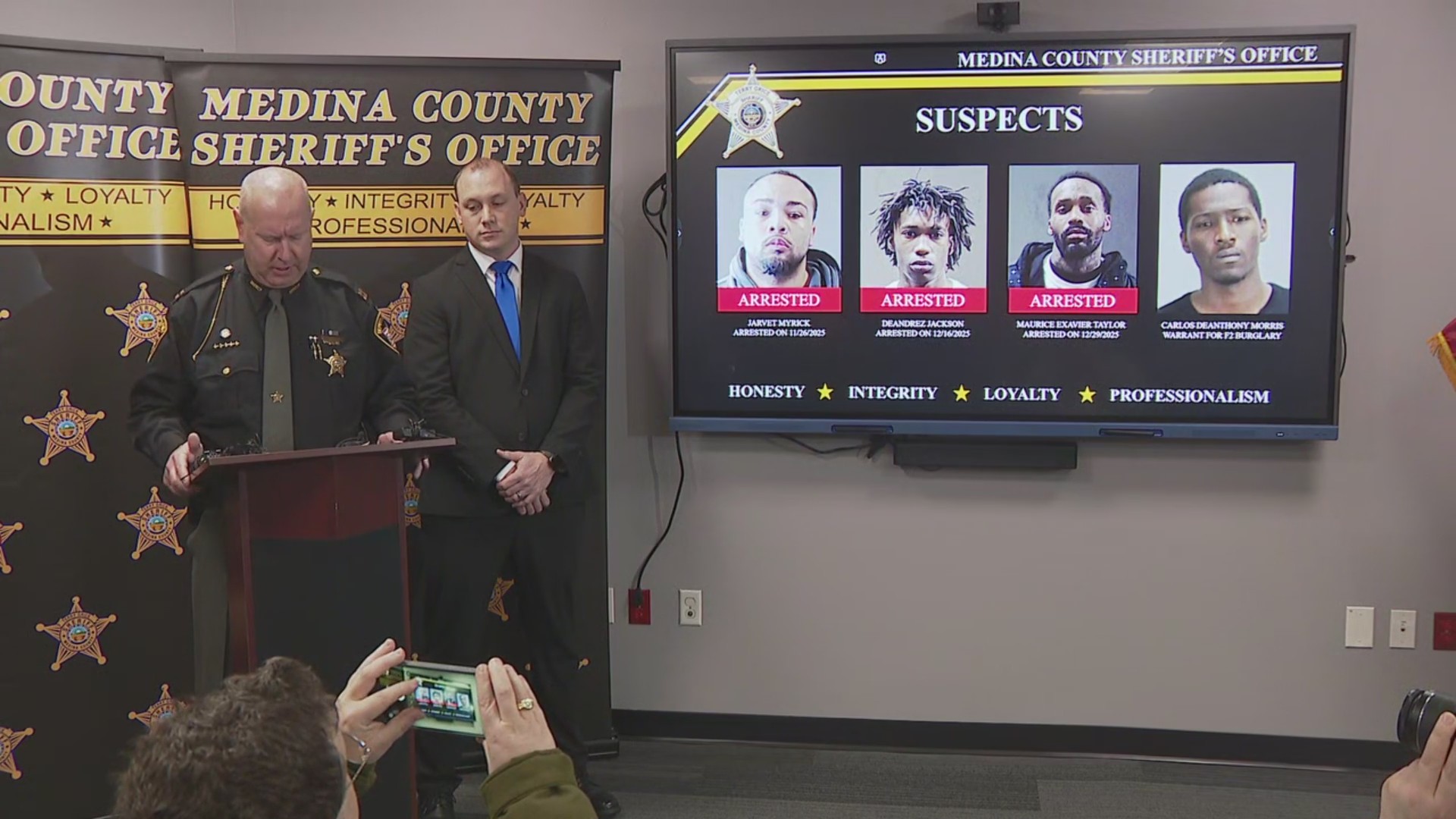 Shedeur Sanders break-in press conference – Fox 8 Cleveland WJW