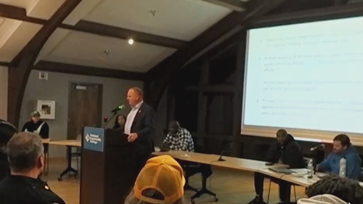 Portland Police Chief Bob Day talks reducing gun violence at community ...