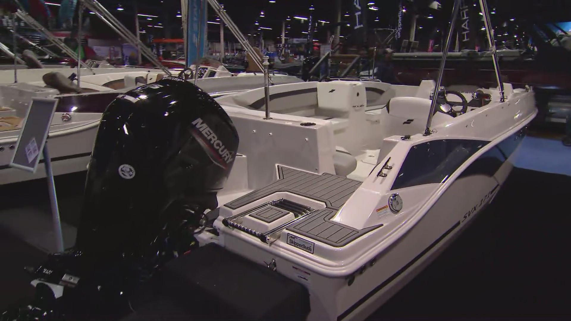 Ana shows some of the “entry-level” boats from Bayliner – WGN-TV