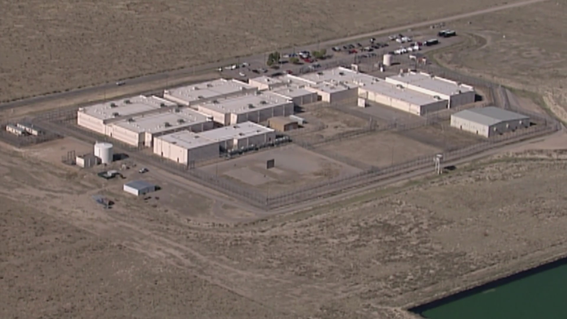 Lawmakers disagree on bill to prevent ICE from operating detention ...