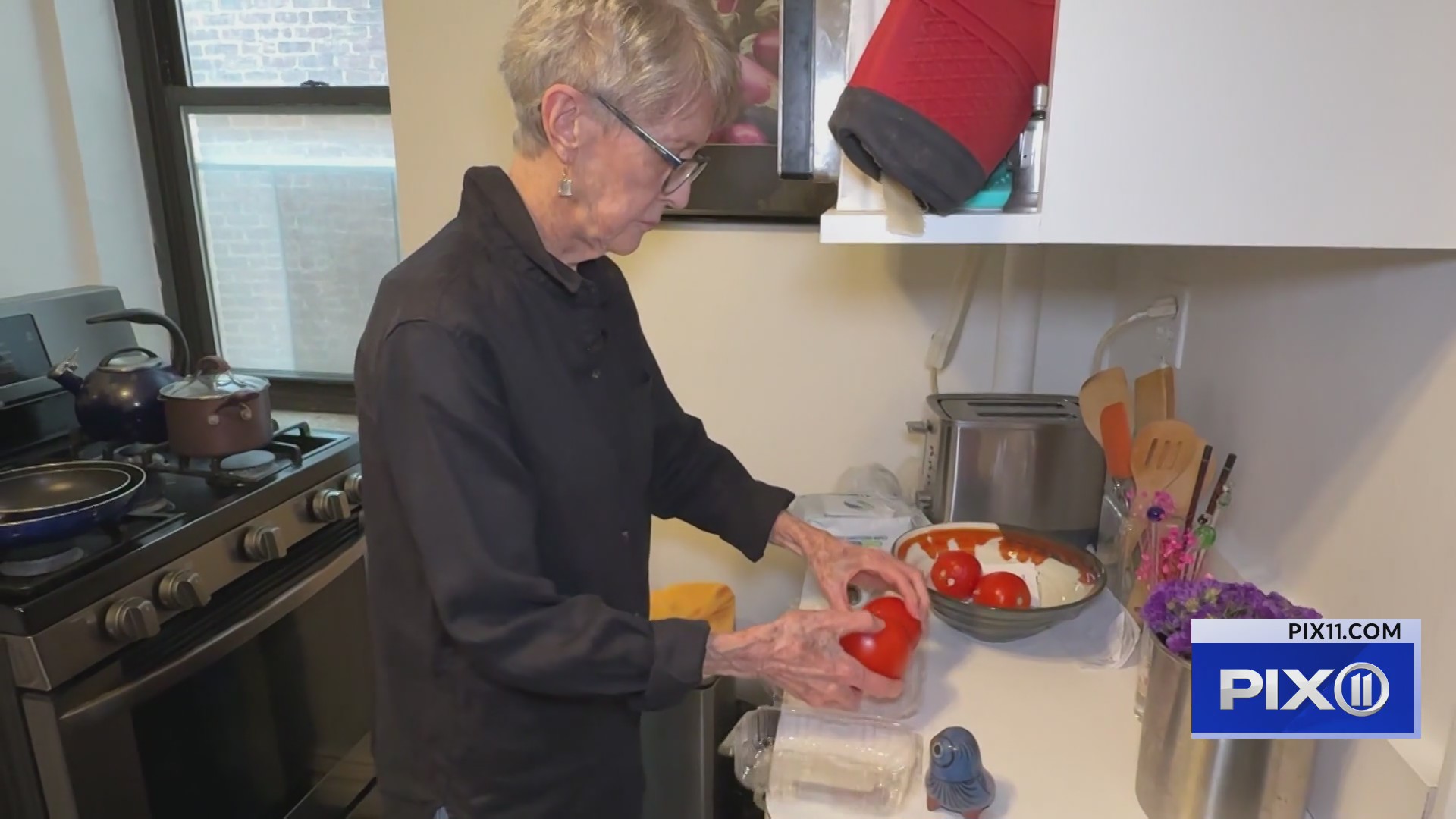 How some are surviving after SNAP cuts – PIX11