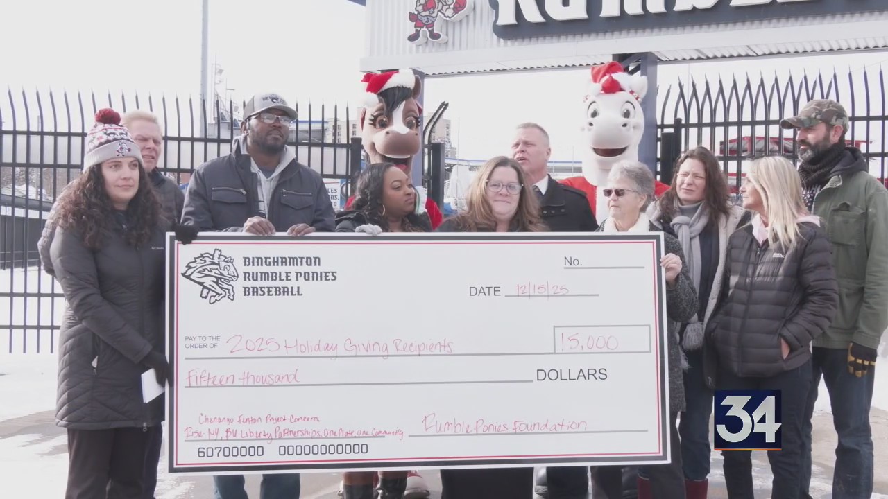Rumble Ponies check presentation – WIVT – News 34