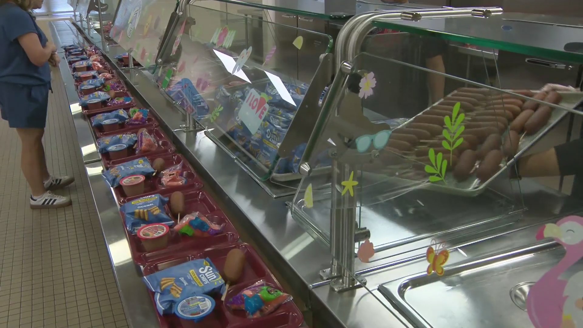 Springfield, Branson schools begin free meal program for children ...