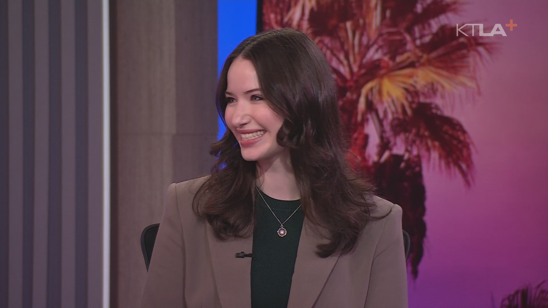 Madelyn Keys on Netflix’s New Series “Finding Her Edge” – KTLA