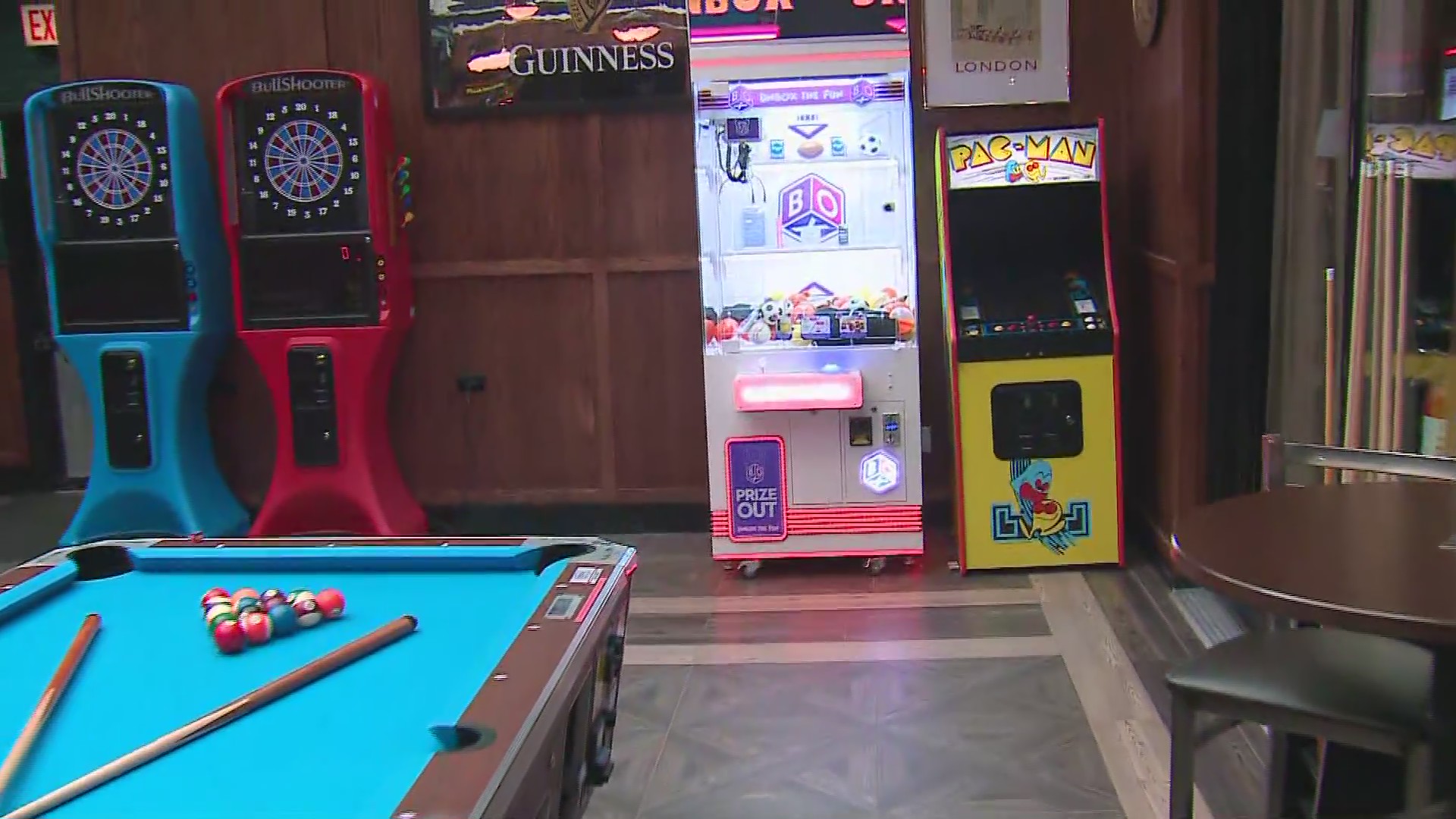Weekend Break: Kincade’s Wrigley – WGN-TV