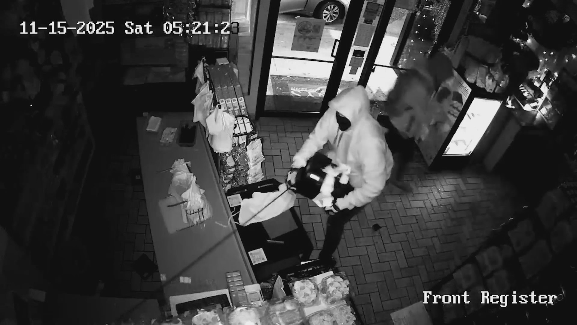 Edison Park deli owner shares story after frightening overnight ...