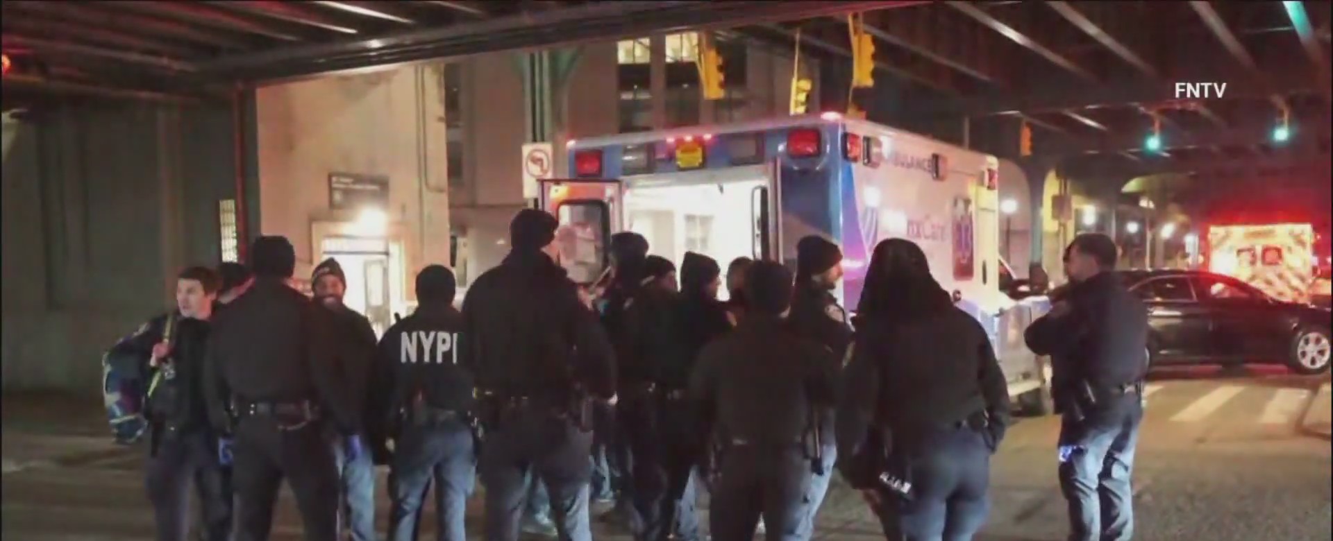 Doctor accused of pushing 72-year-old man into moving subway train in ...