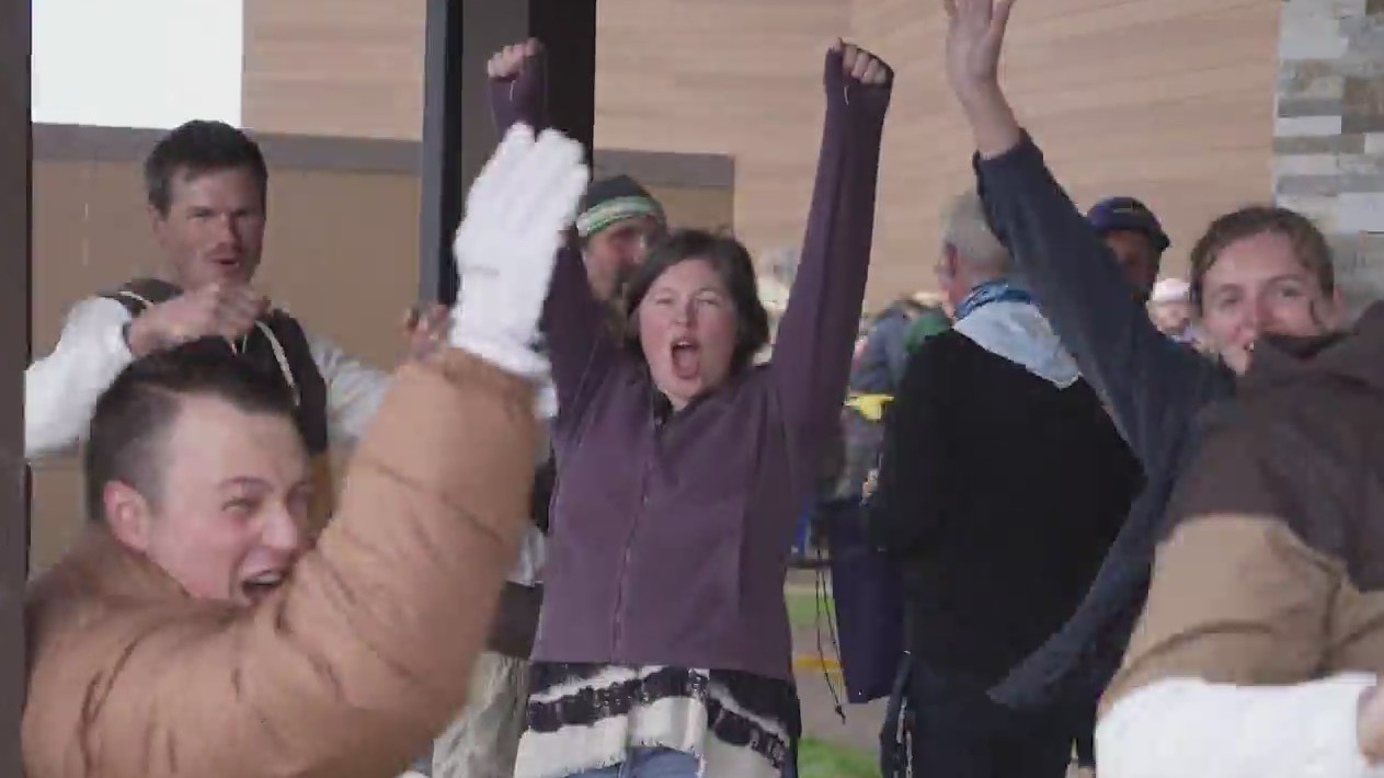 Hundreds came to Chinook Winds Casino Resort to prove they can outlast ...