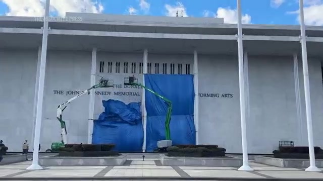 The Kennedy Center has added Trump’s name to the memorial Congress ...