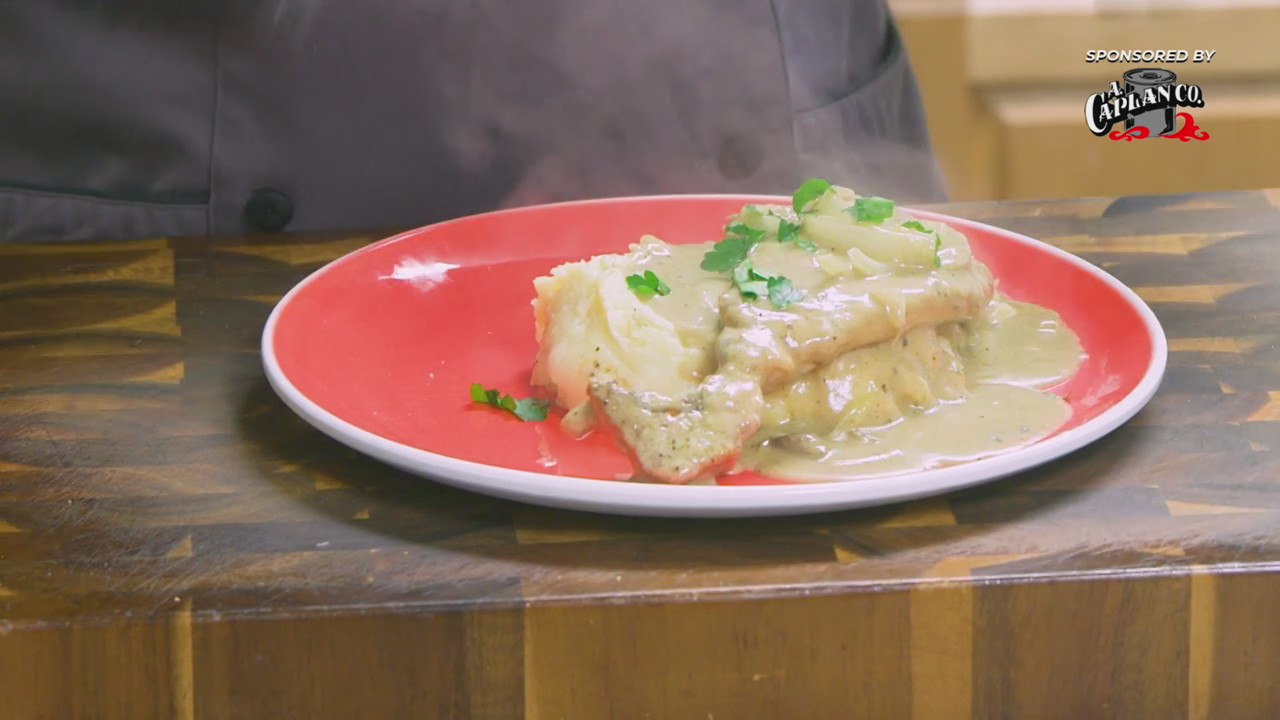 What’s Cooking: Smothered Turkey Pork Chops – WJET/WFXP/YourErie.com