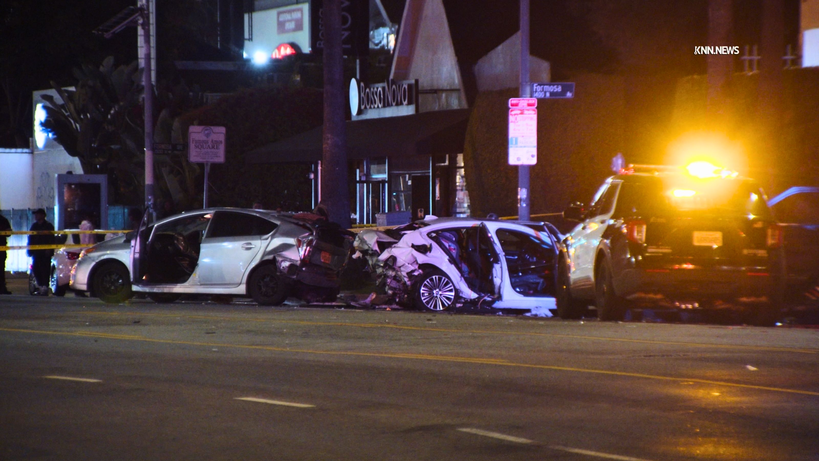 Driver dies after hitting 3 parked cars on Sunset Blvd – KTLA