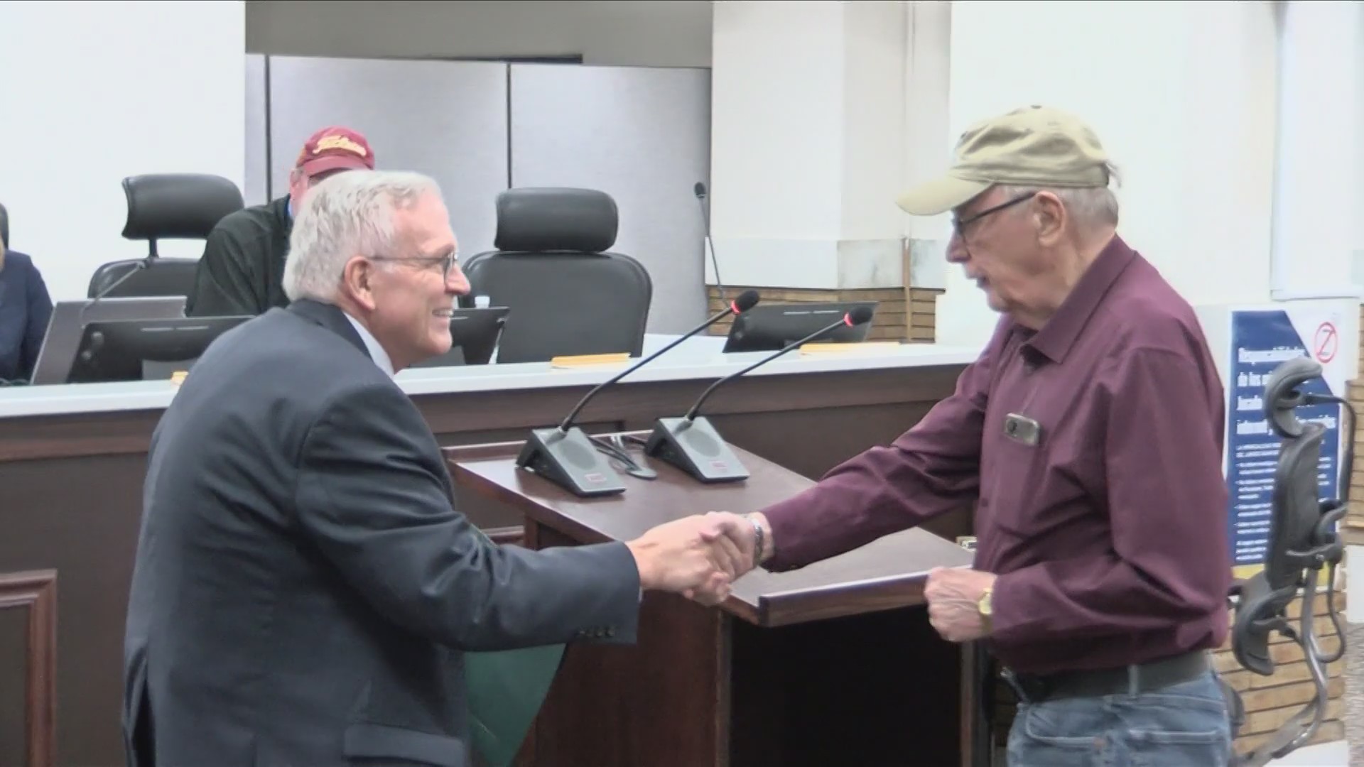 LEC Authority members thank Wieck for his six years of service – KCAU 9 ...