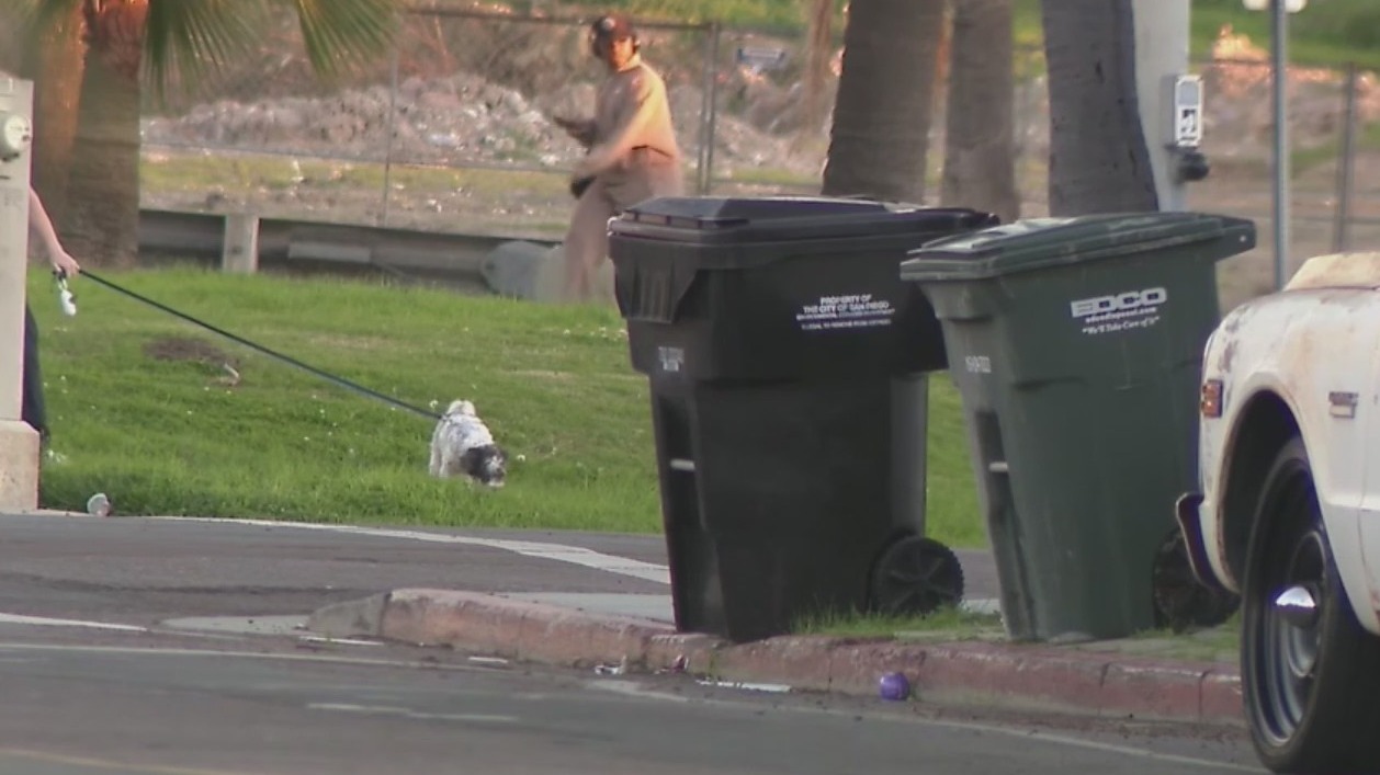 Gray Trash Bin Delay – FOX 5 San Diego & KUSI News