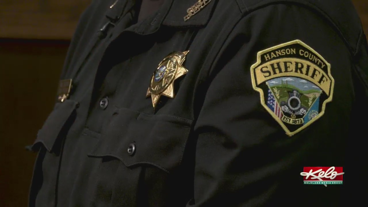 How a Hanson County chief deputy sheriff saved a life – KELOLAND.com