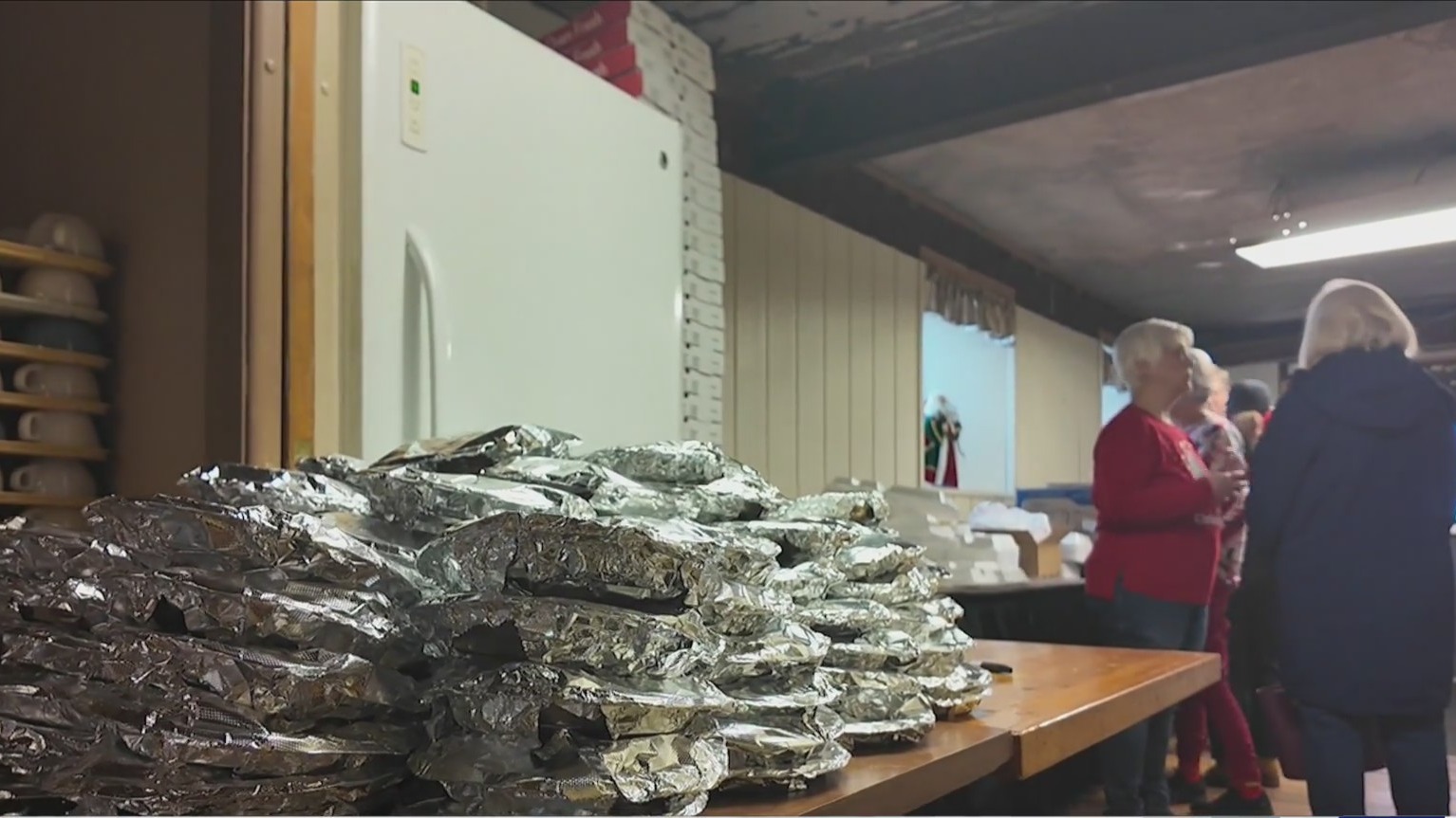 Canandaigua volunteers serve 217 Christmas meals to those in need ...