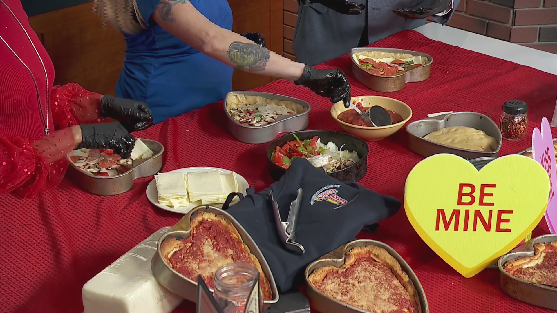 Chef Rachel Mihich shows off her heart-shaped pizzas – WGN-TV