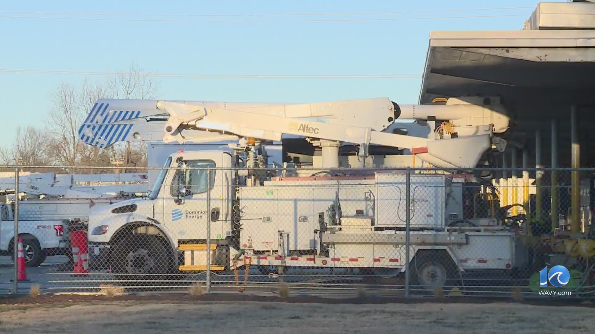 Wind causes power outages – WAVY.com