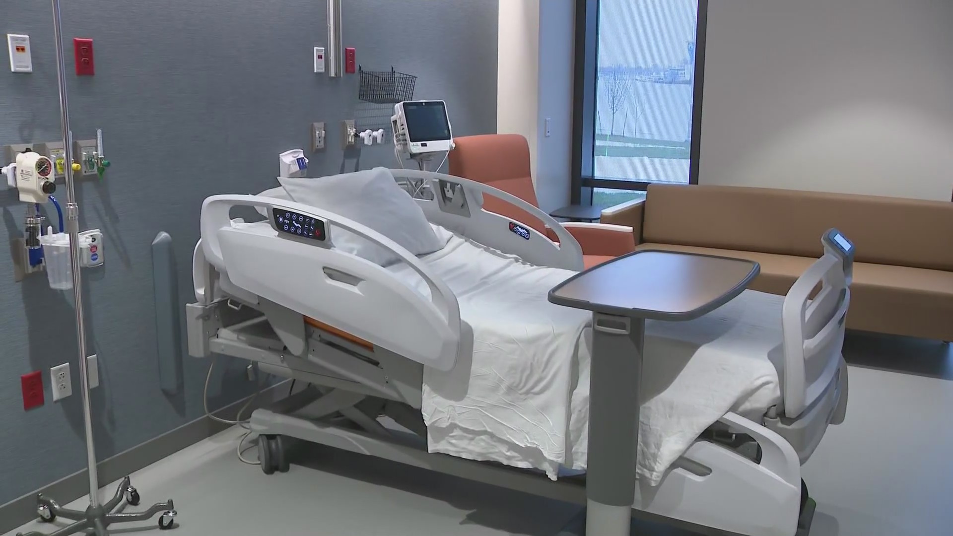 ThedaCare provides look into its newest facility as Oshkosh welcomes ...