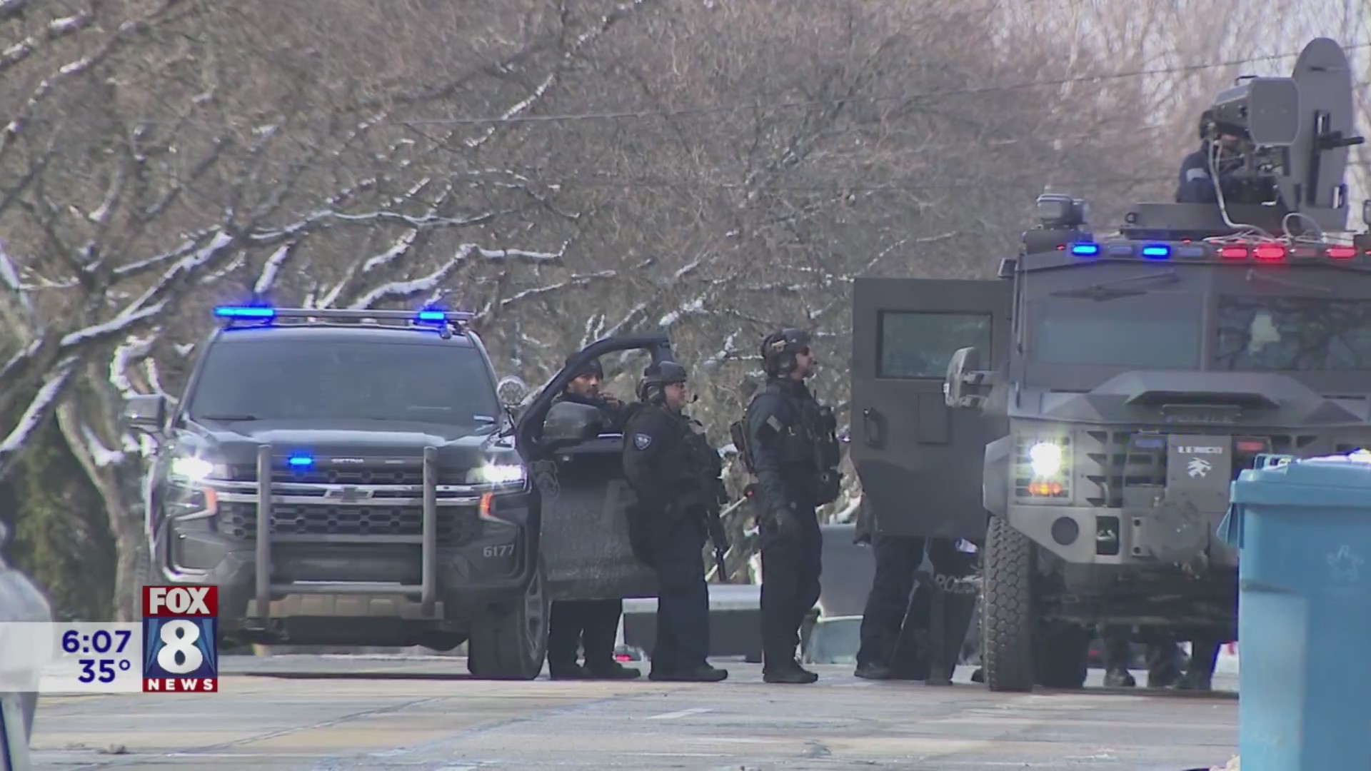 Man arrested after SWAT standoff in Parma Heights: police – Fox 8 ...