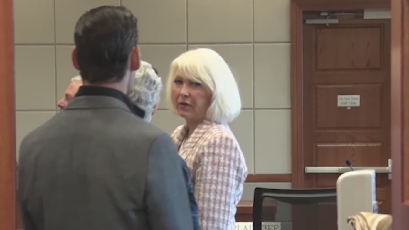 Trump officials seek to move Tina Peters, citing health concerns ...