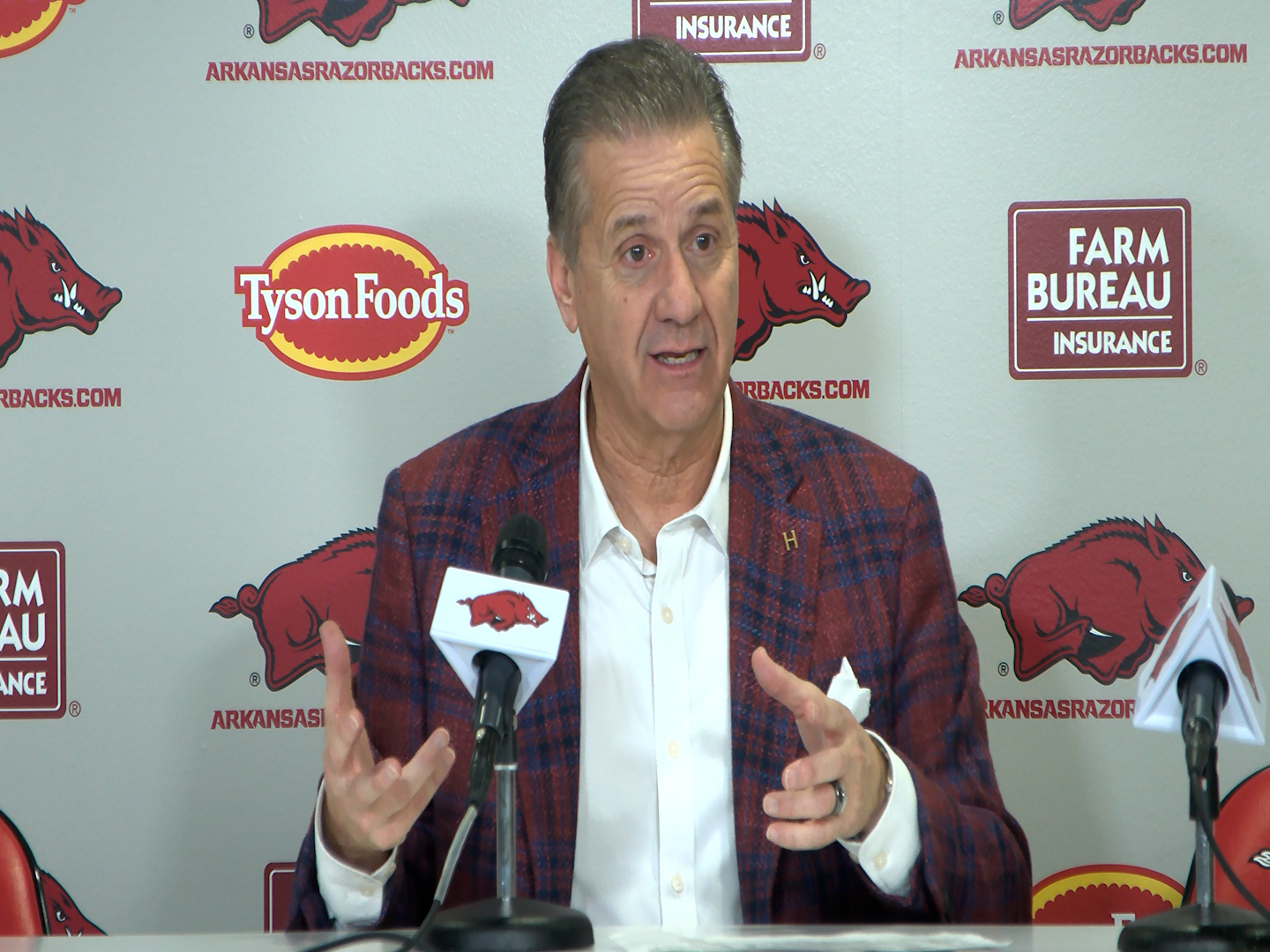 John Calipari after #17 Arkansas dominates South Carolina 108-74 – KNWA ...