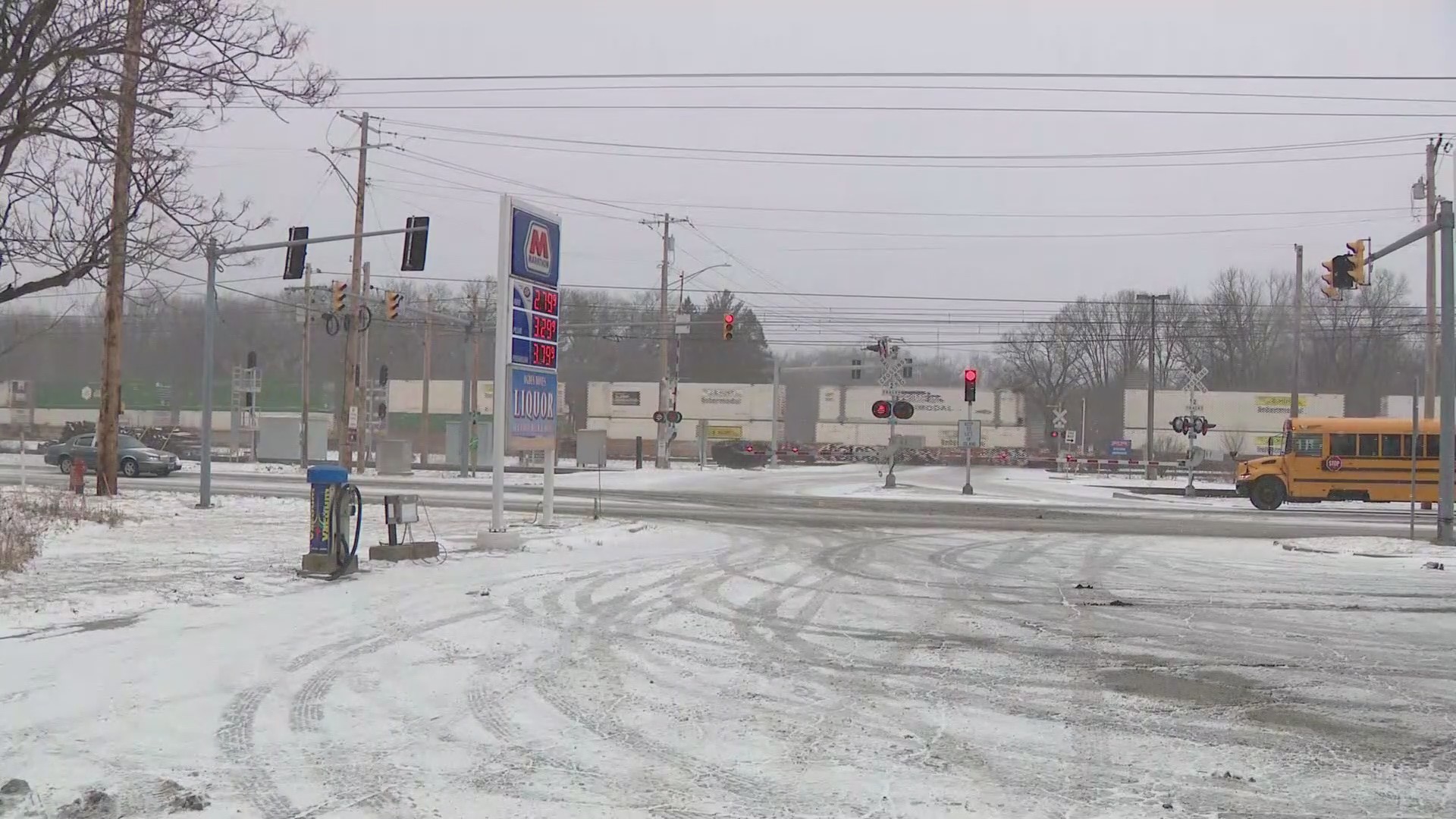 Lake effect snow falls in Northwest Indiana – WGN-TV