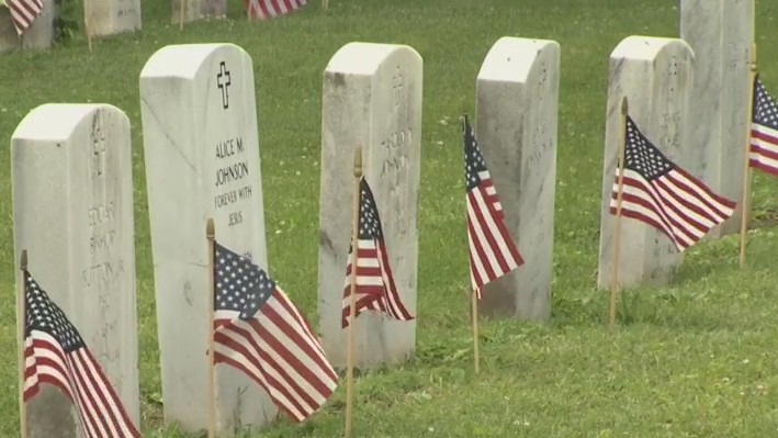 Oak Hill Cemetery hosts memorial day service – Eyewitness News (WEHT/WTVW)