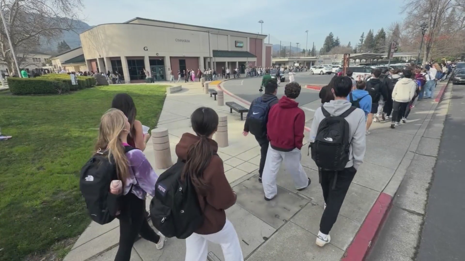 Bay Area students walk out of class to protest ICE – KRON4