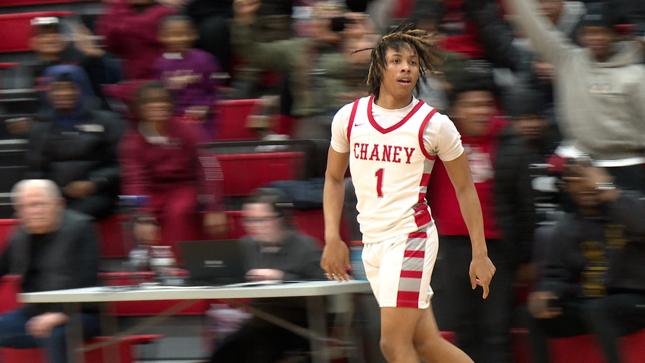 Chaney wins last-ever home game in route to district final – WKBN.com