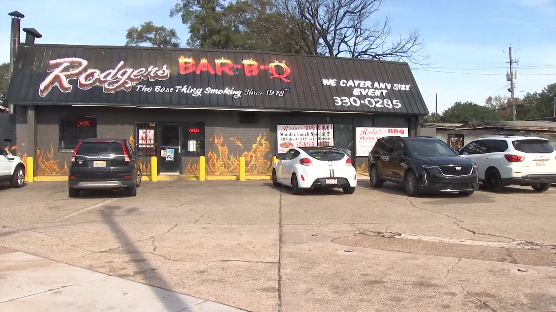 Rodgers BBQ in Mobile reopens after nearby fire – WKRG News 5