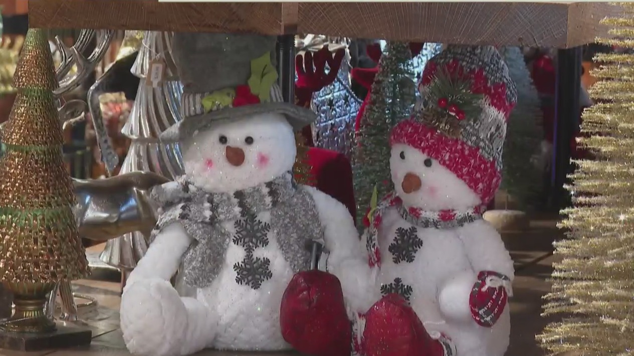 Tariffs causing holiday decor shortages | Morning in America – KWKT ...